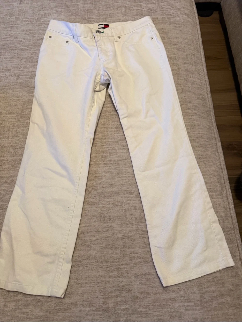 Tommy Hilfiger | Pants & Jumpsuits | Tommy Hilfiger White Jeanscapris ...